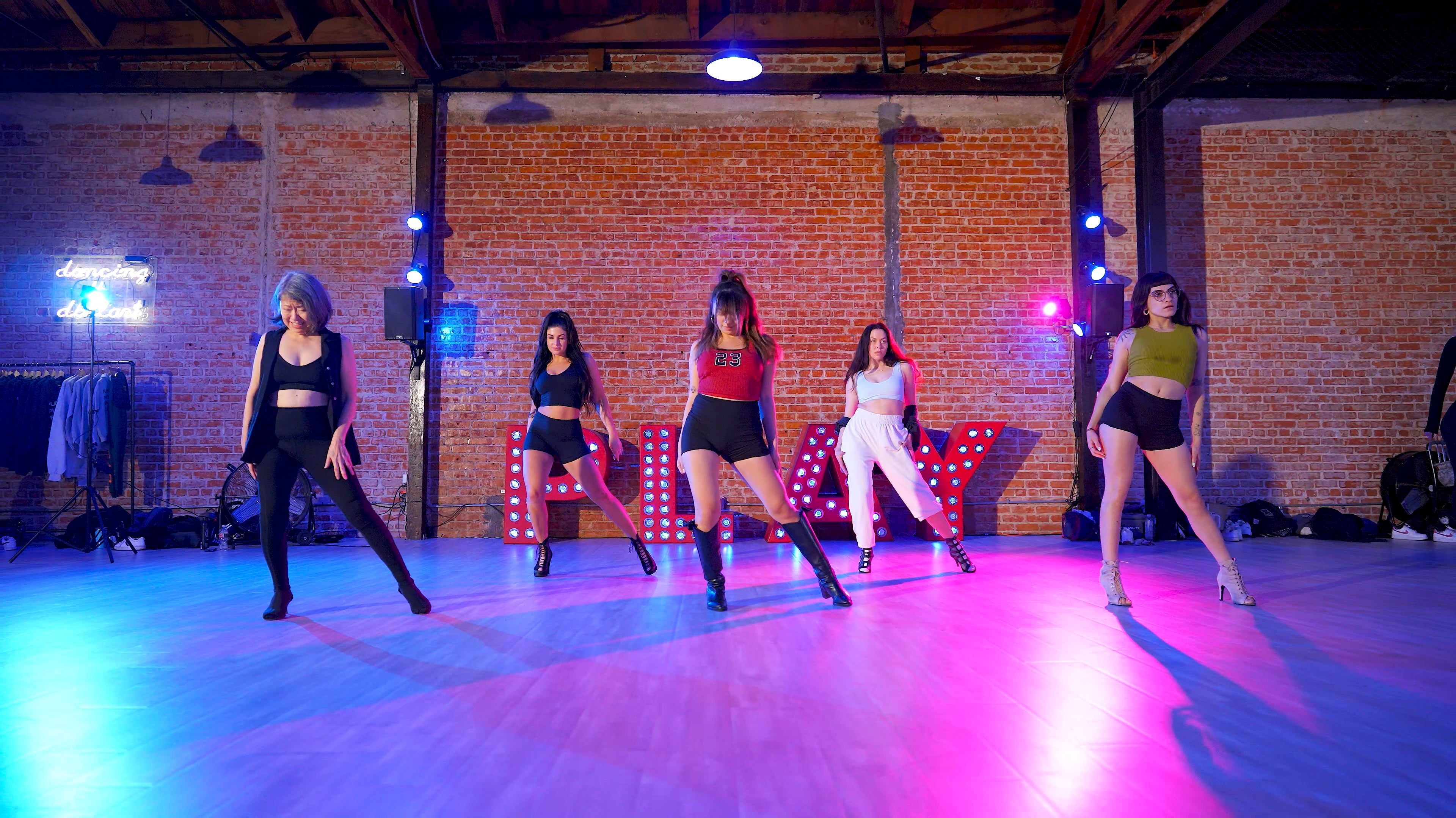 "Birthday Dance" G2 – Nineeva