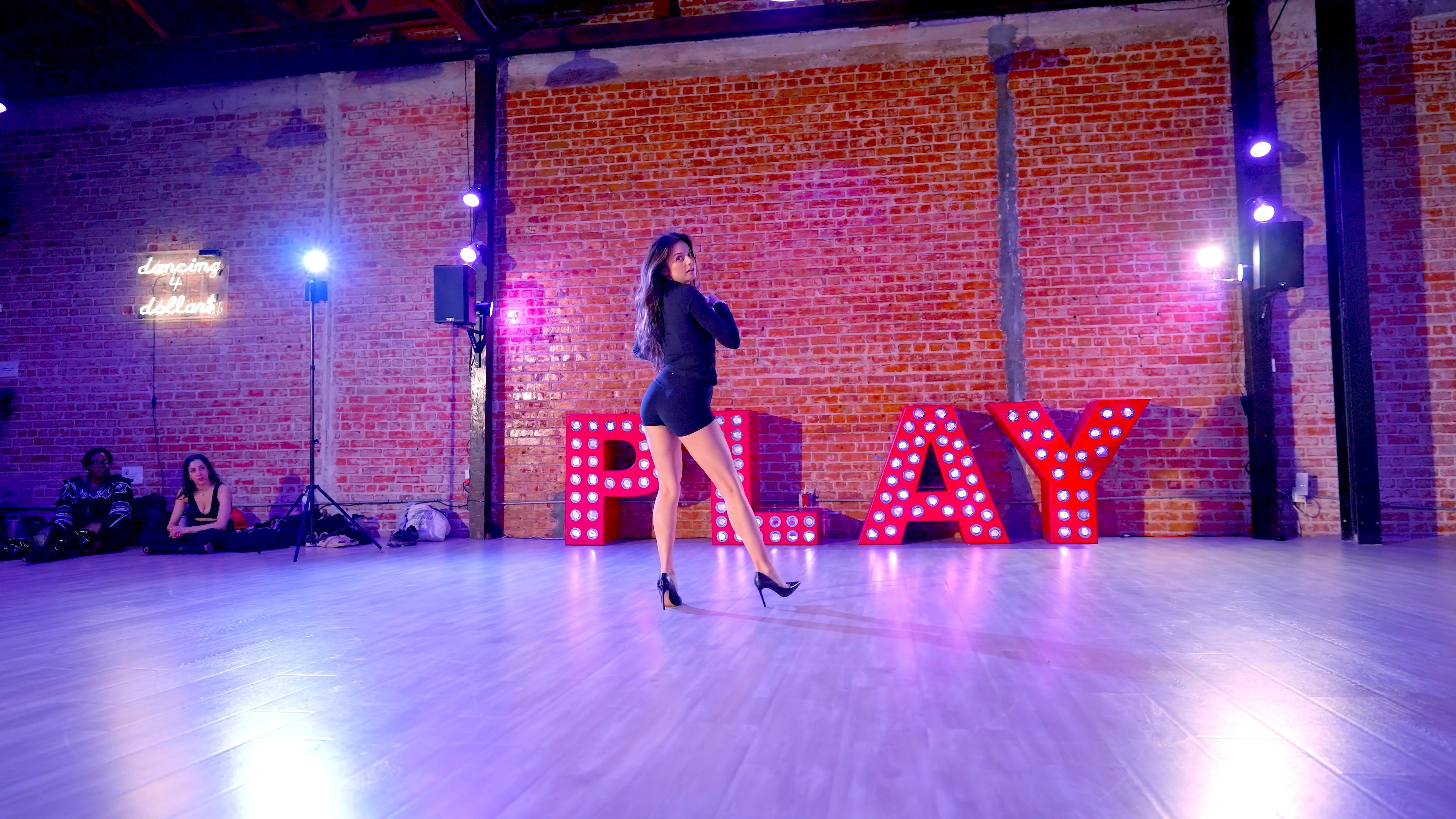 "Body" (Dec) G1 – Nineeva