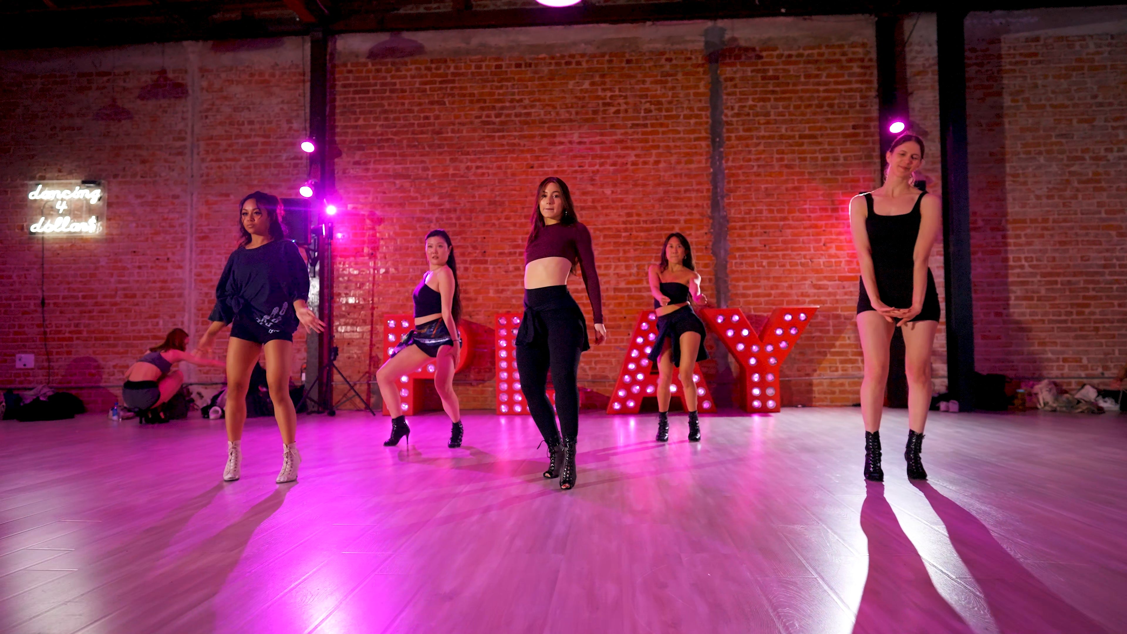 "LONG WAY 2 GO" G14 – Nineeva