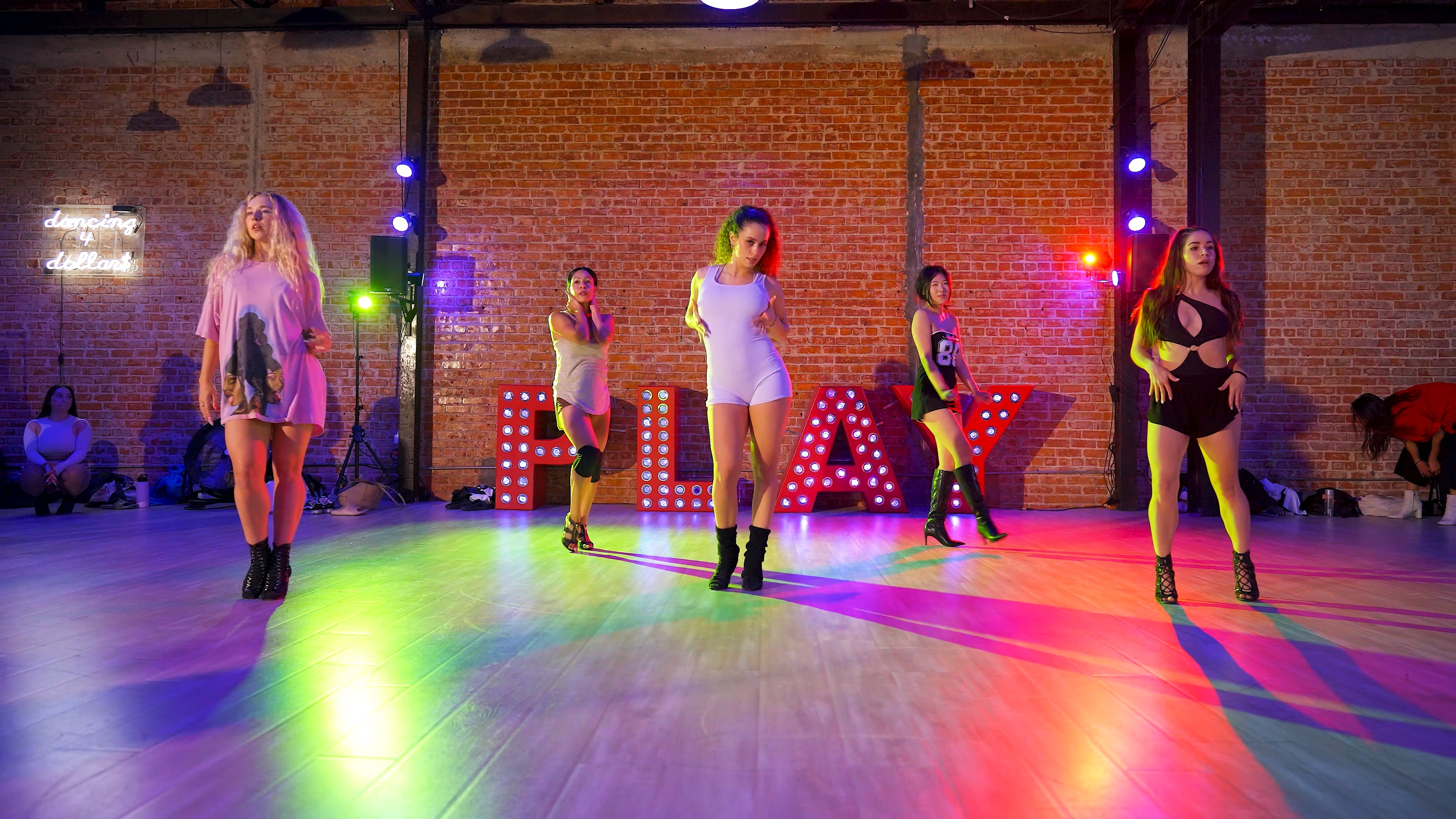 "Nasty" G6 – Nineeva