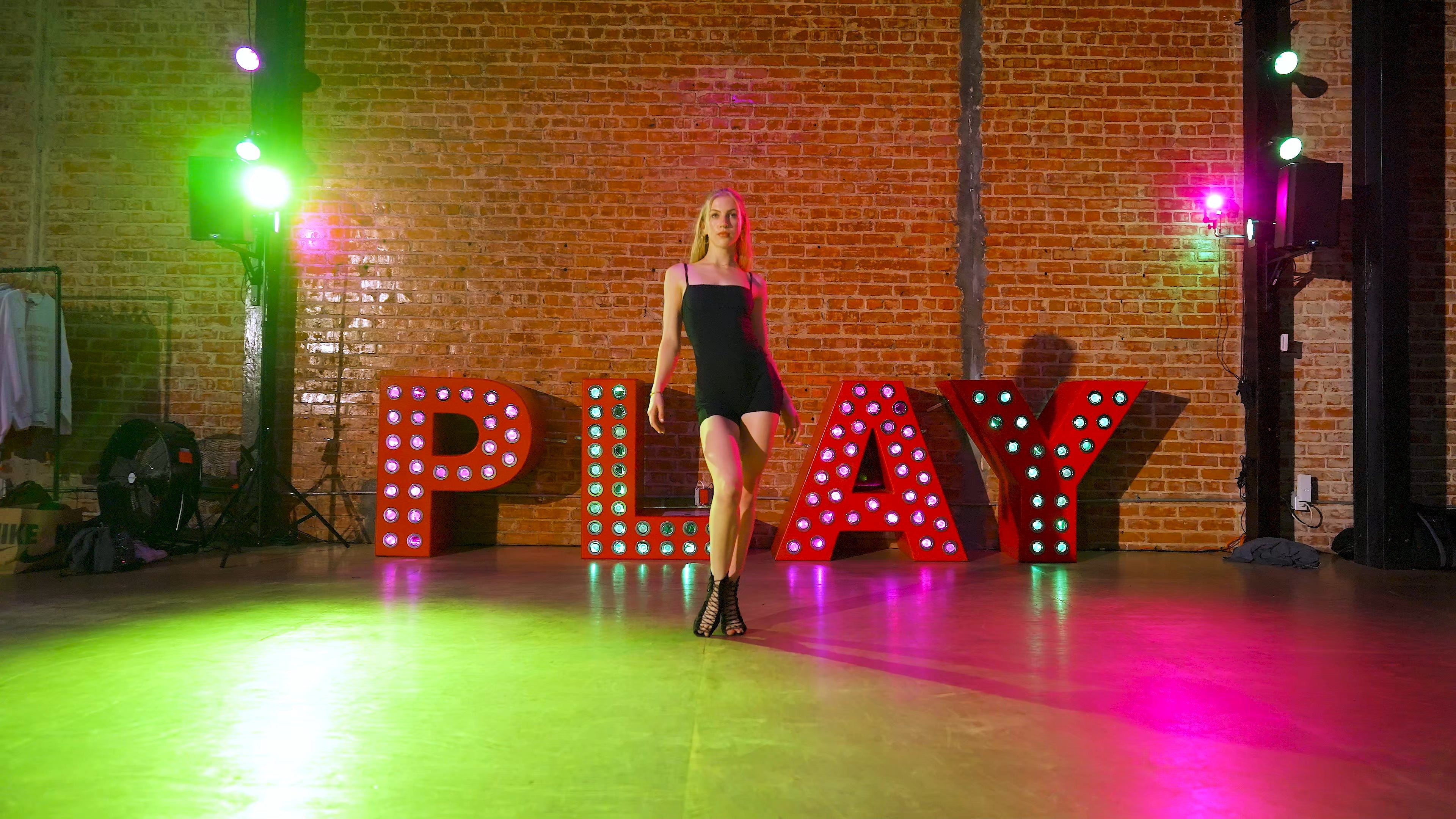 "On My Way" G5 – Nineeva