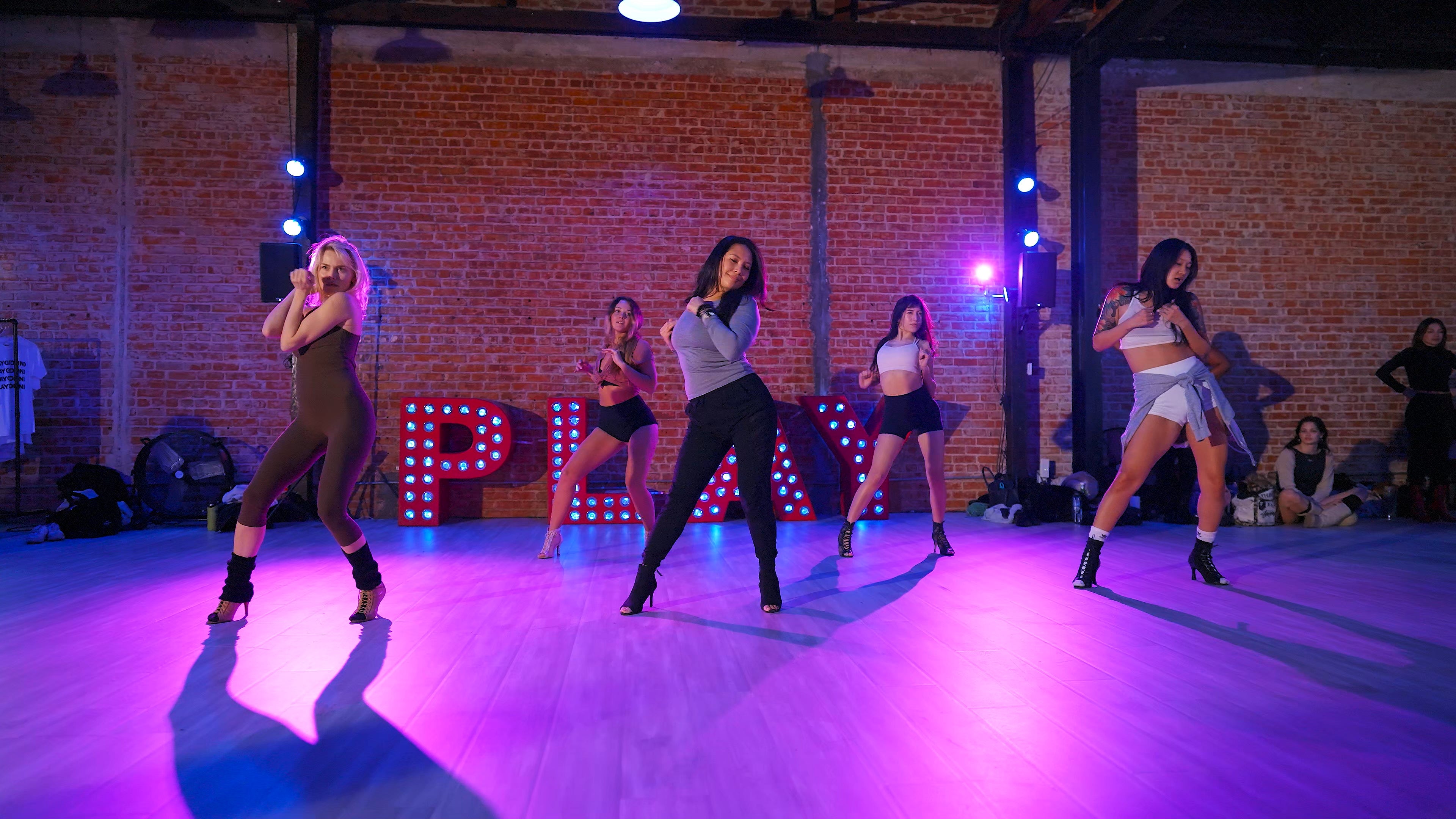 Do It To Me G3 – Nineeva